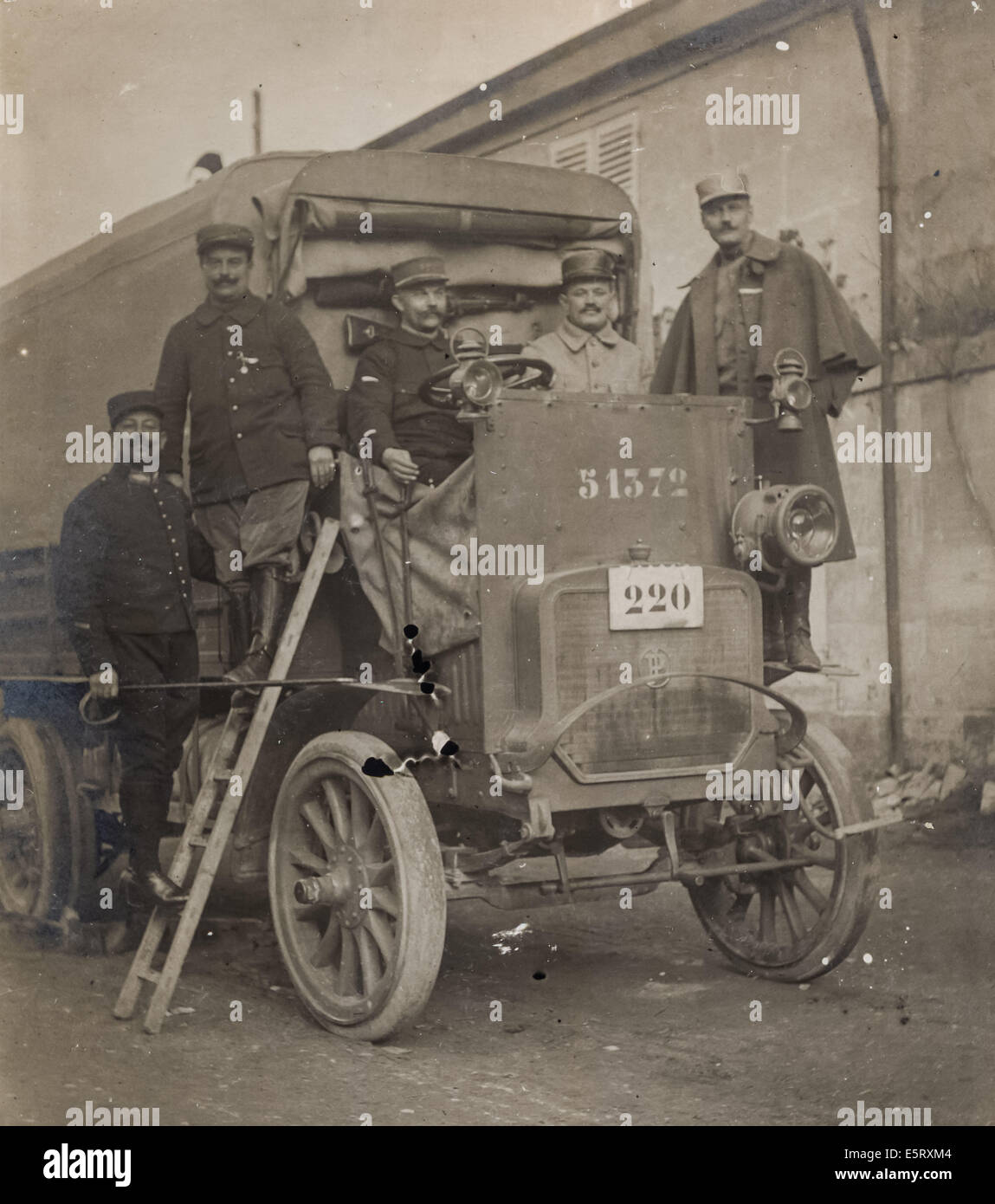 French army infantry regiment hi-res stock photography and images - Alamy