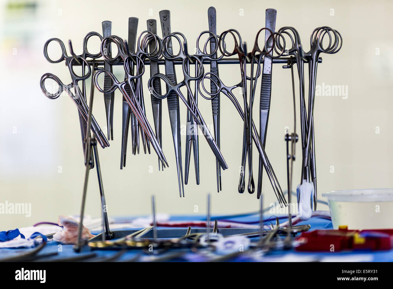 Instruments for hospital surgery hi-res stock photography and images ...