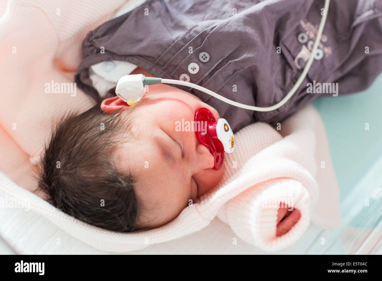 Newborn baby undergoing deafness screening test, Angoulême hospital ...