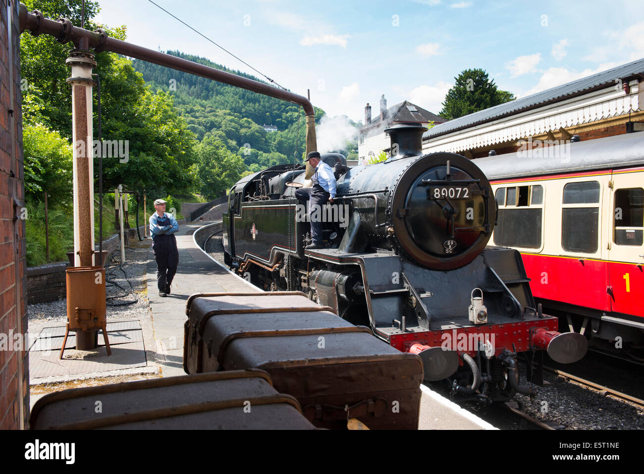Steam train water tower hi-res stock photography and images - Alamy