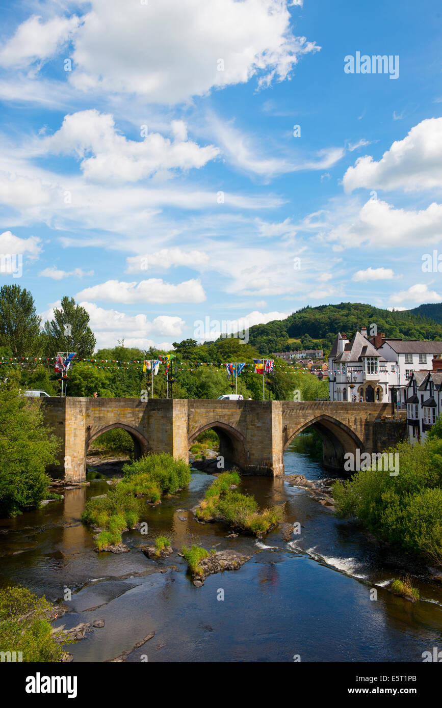 Llangollen bridge hi-res stock photography and images - Alamy