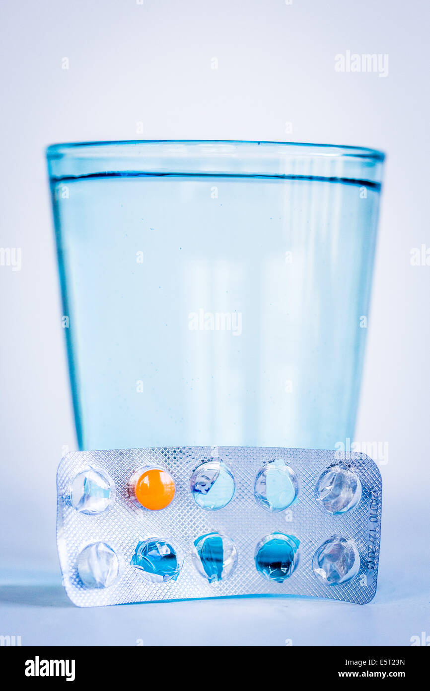 Drug drug hi-res stock photography and images - Alamy