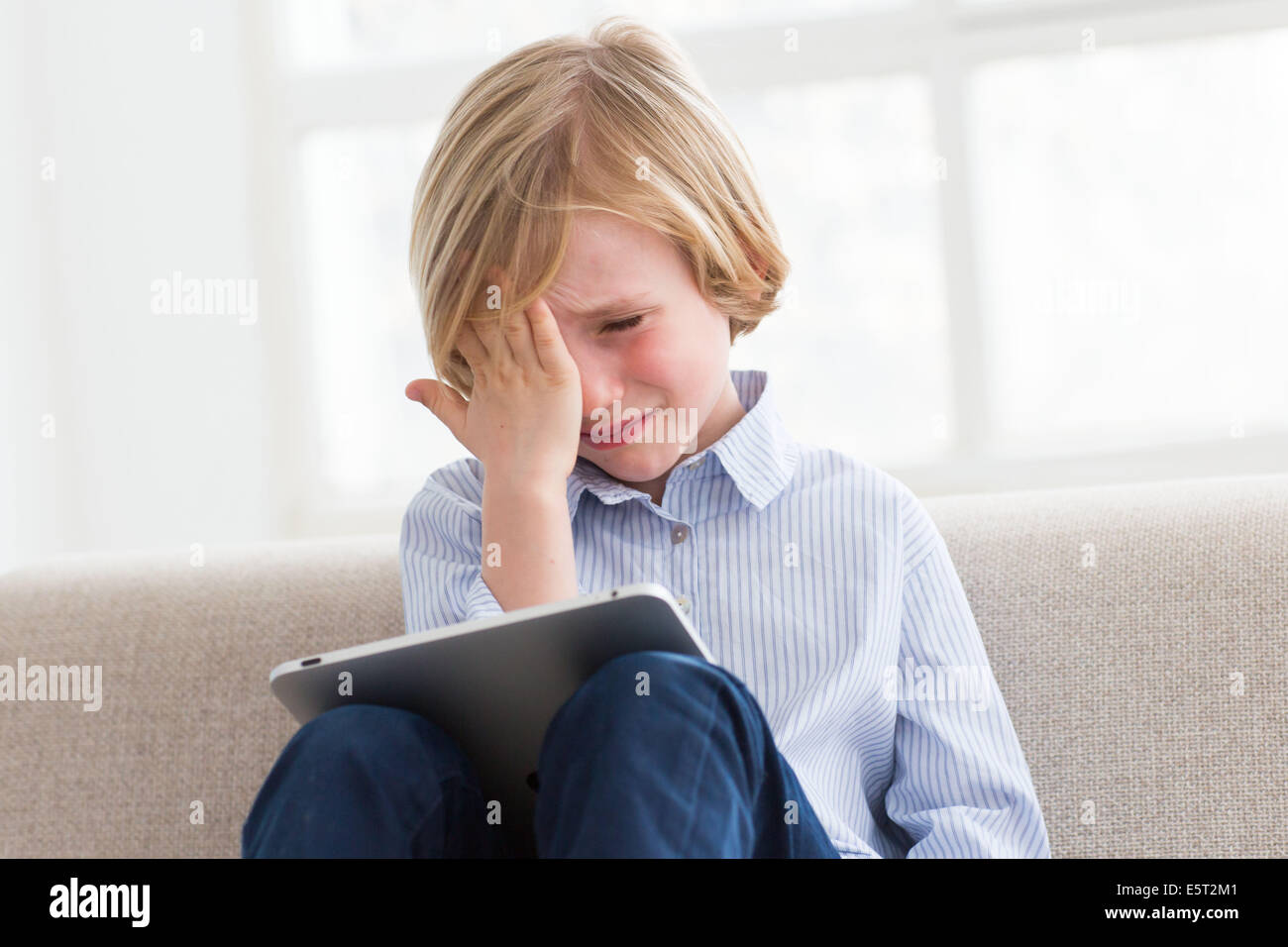 Boy Crying Computer High Resolution Stock Photography and Images - Alamy