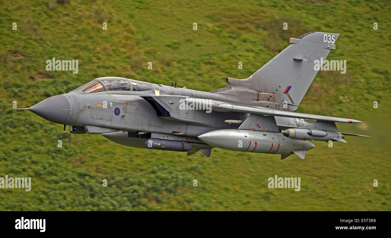 RAF Panavia Tornado GR4 flying low level fling area seven (LFA 7) Mach Loop Stock Photo - Alamy