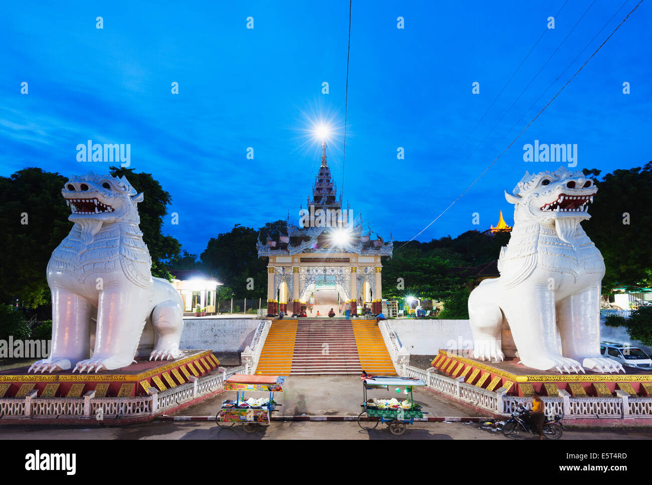 Mandalay myanmar lion hi-res stock photography and images - Alamy