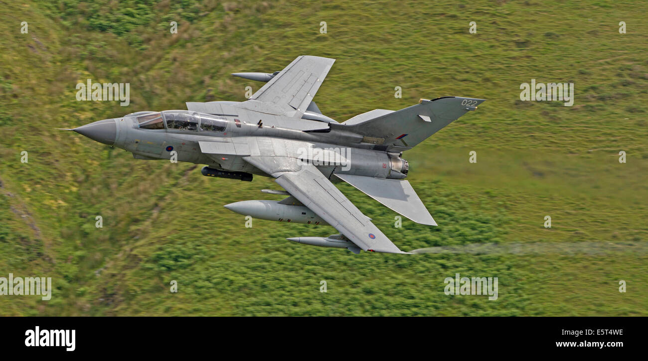 RAF Panavia Tornado GR4 flying low level fling area seven (LFA 7) Mach Loop Stock Photo - Alamy