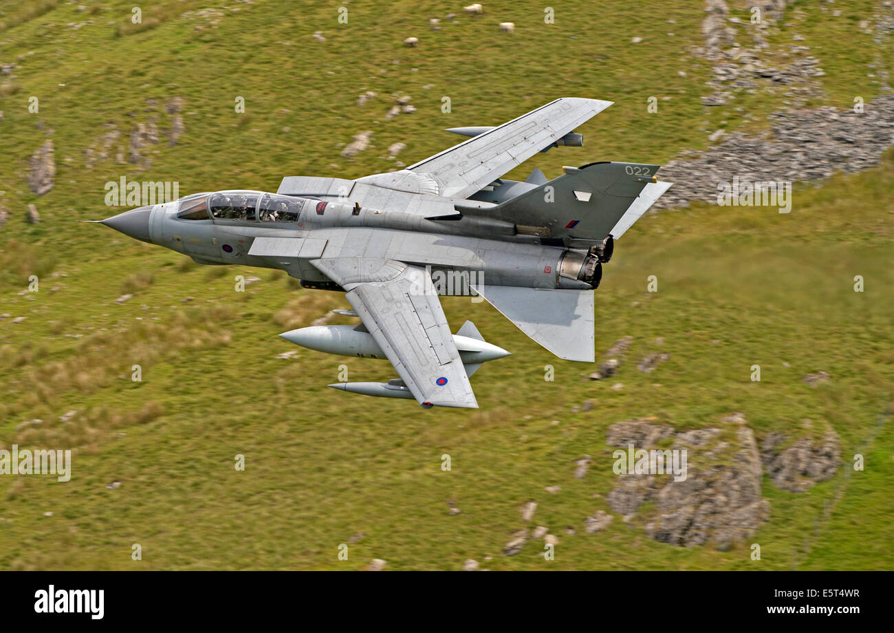 RAF Panavia Tornado GR4 flying low level fling area seven (LFA 7) Mach Loop Stock Photo - Alamy