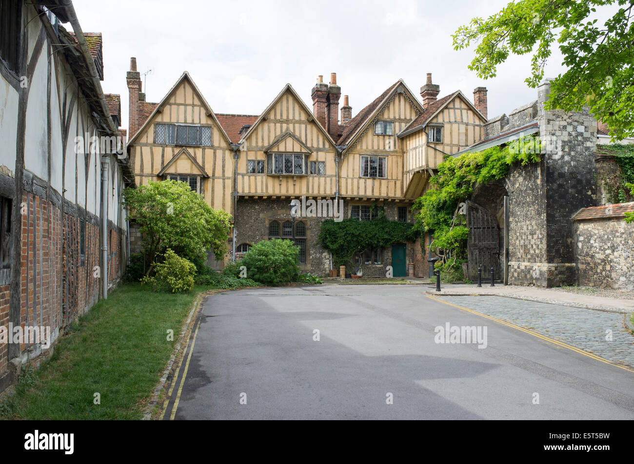 Historical timbered lodge next to the Priory Gate entrance to ...