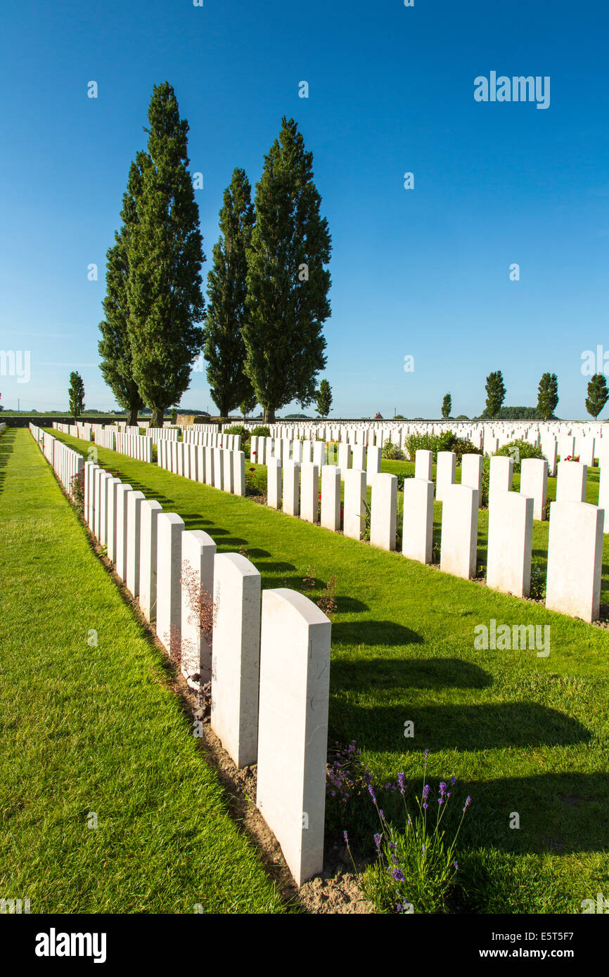 Tyne Cot World War One Cemetery, the largest British War cemetery in ...