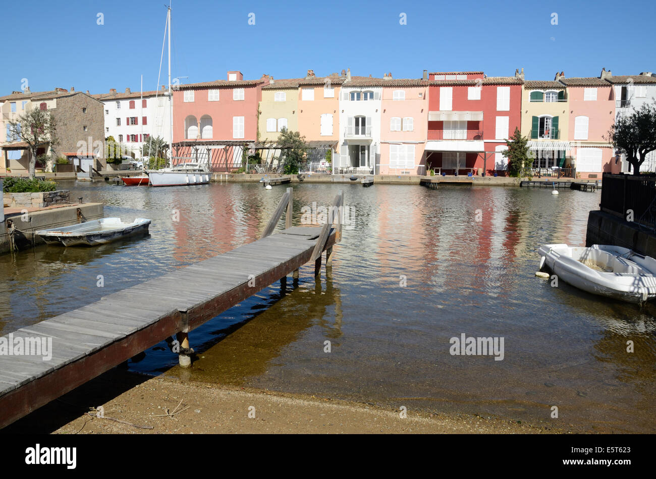 Waterside Houses at Port Grimaud Resort Town Var Côte d'Azur France ...