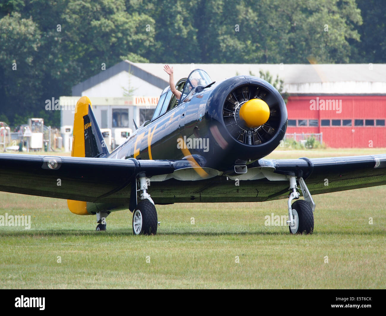 N13FY, AT-6A Texan (16544) at Hilversum Airport (ICAO EHHV Stock Photo ...
