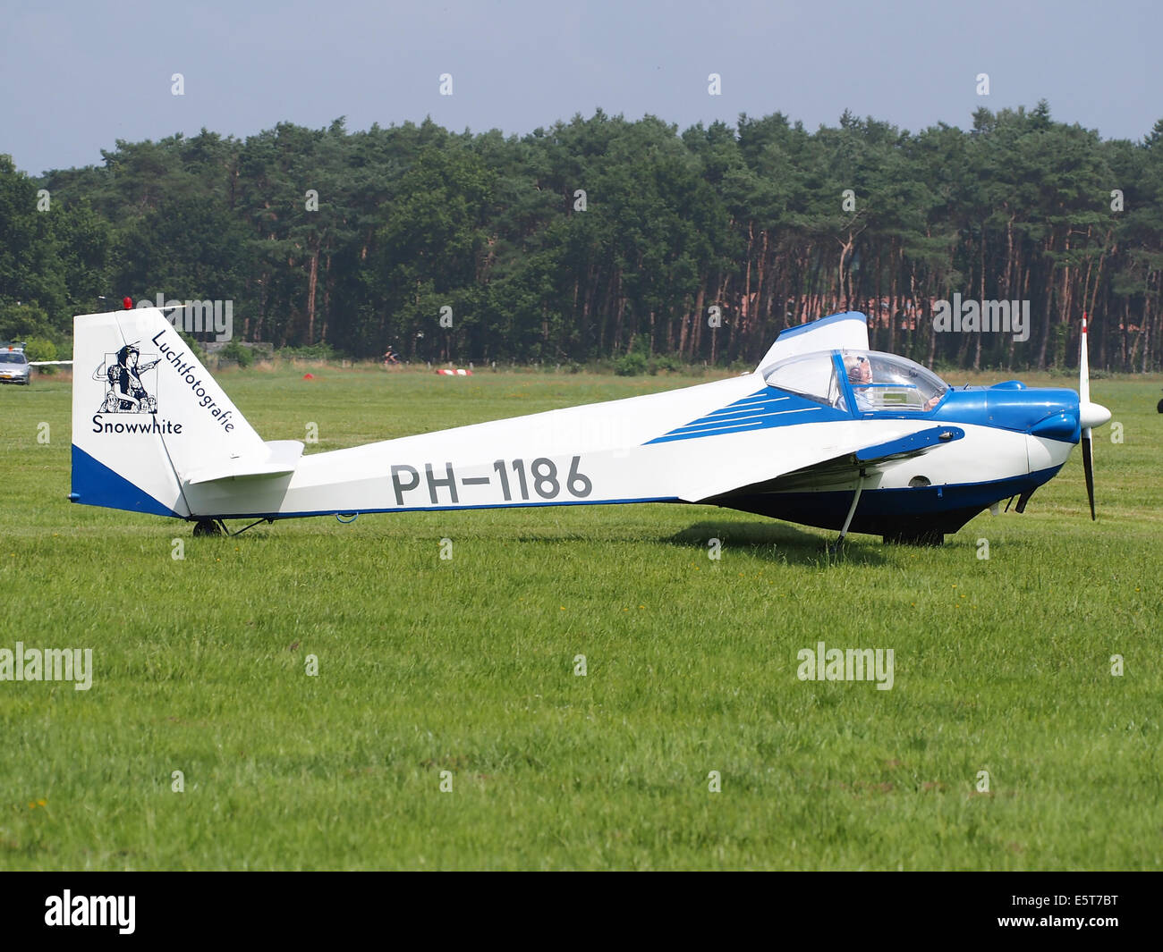 The Scheibe SF-25C Falke (PH-1186) is a versatile motor glider, spotted ...