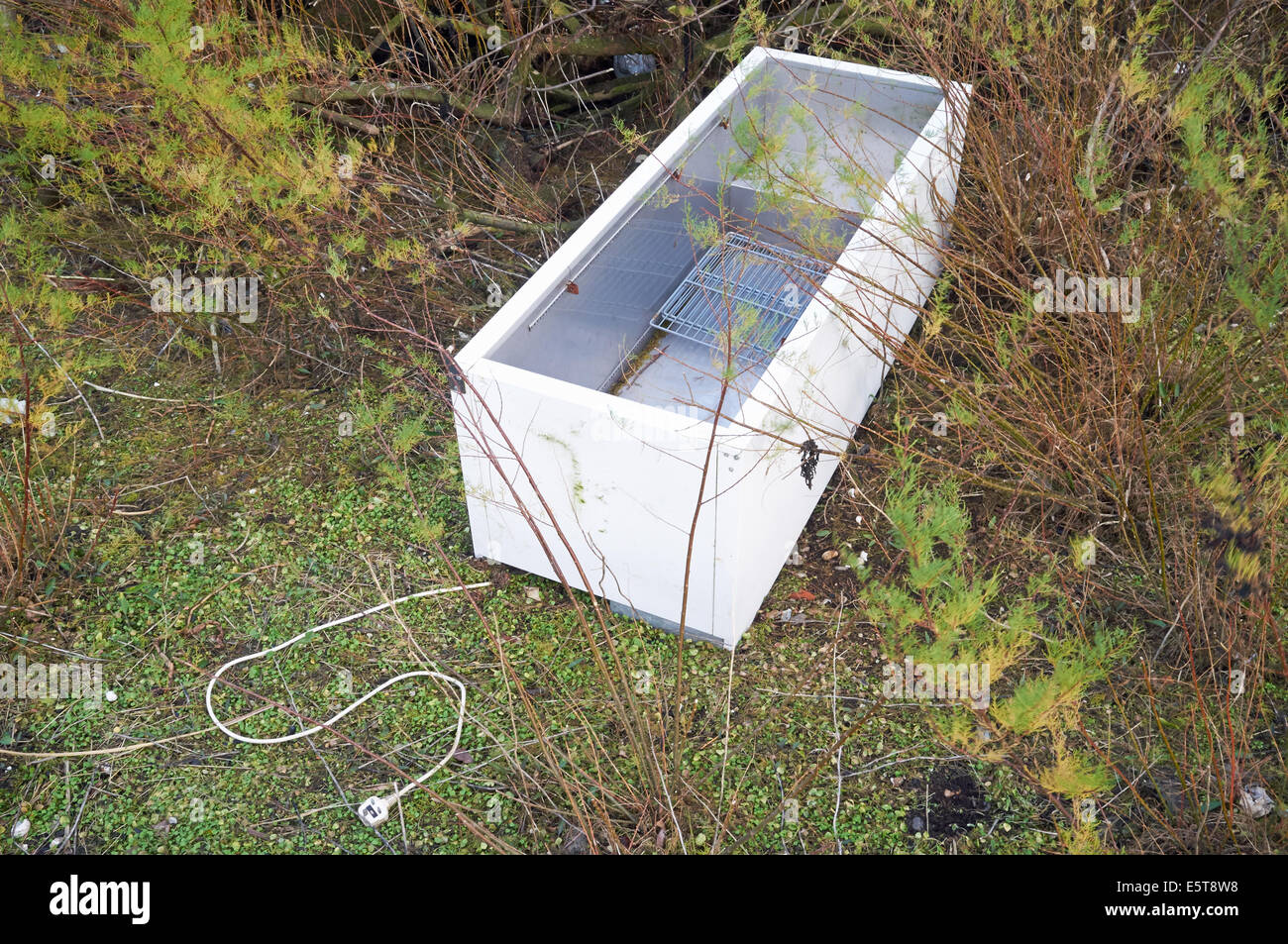 Commercial refrigerator hi-res stock photography and images - Alamy
