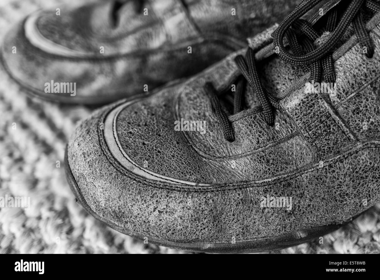 Old well worn Shoes Stock Photo - Alamy