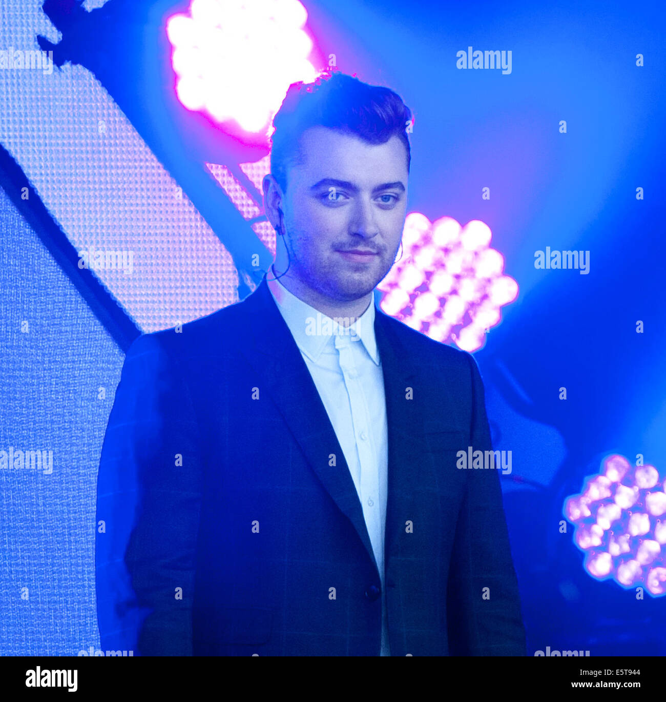 Hollywood, California, USA. 4th Aug, 2014. British singer SAM SMITH ...