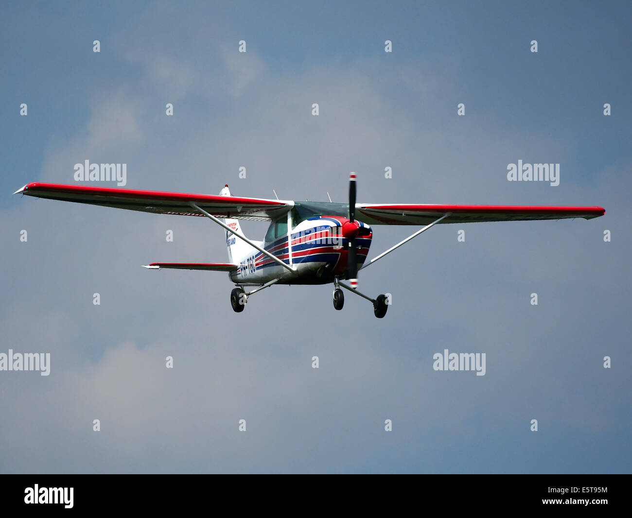 PH-TGC, a Cessna 182R Skylane II, is a small aircraft used for both ...