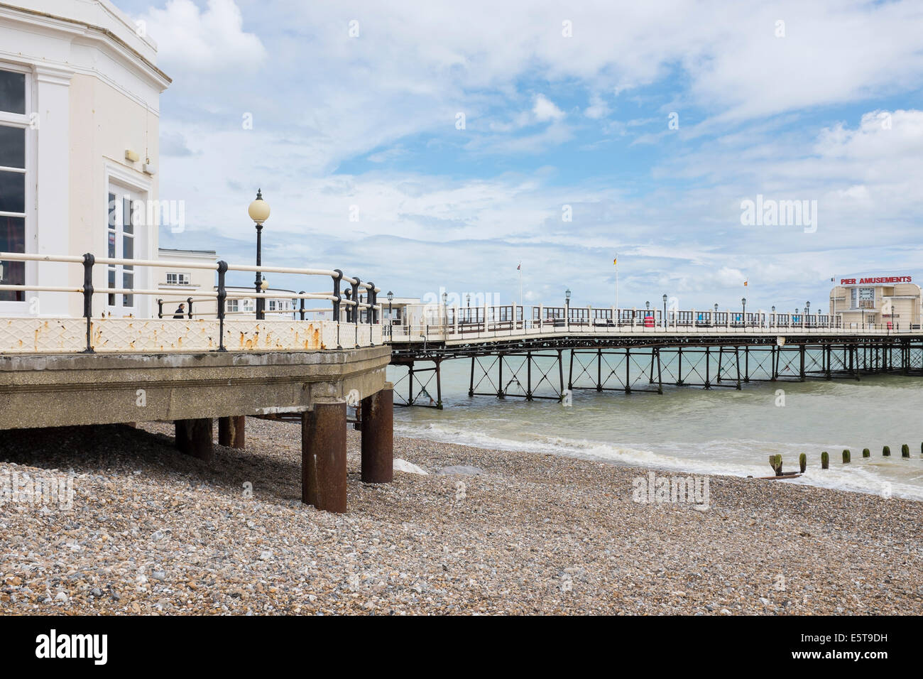 Pier worthing hi-res stock photography and images - Alamy