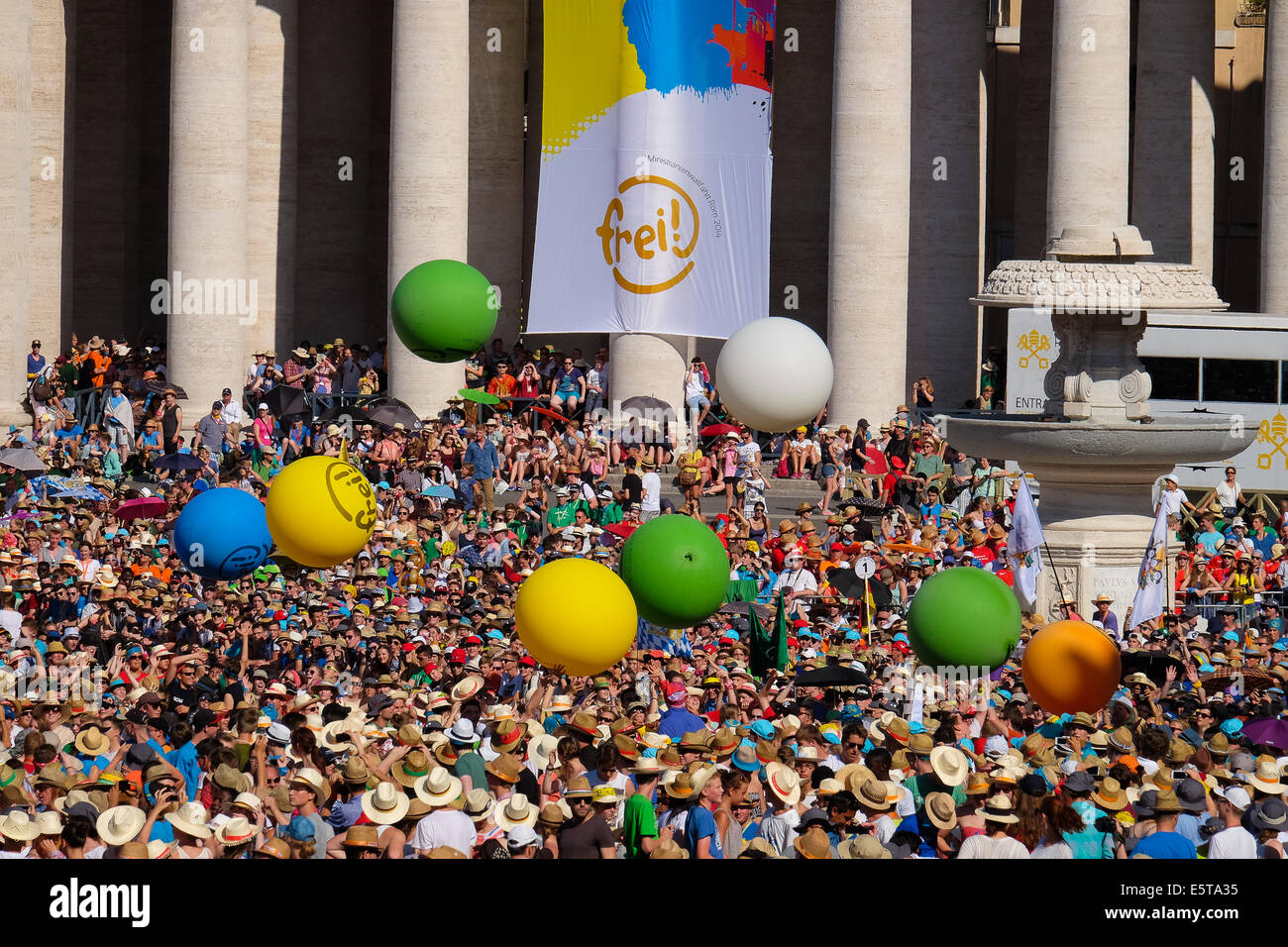 Saint Peter Square, Vatican City. 5th Aug, 2014. Pope Francis meets 50 ...
