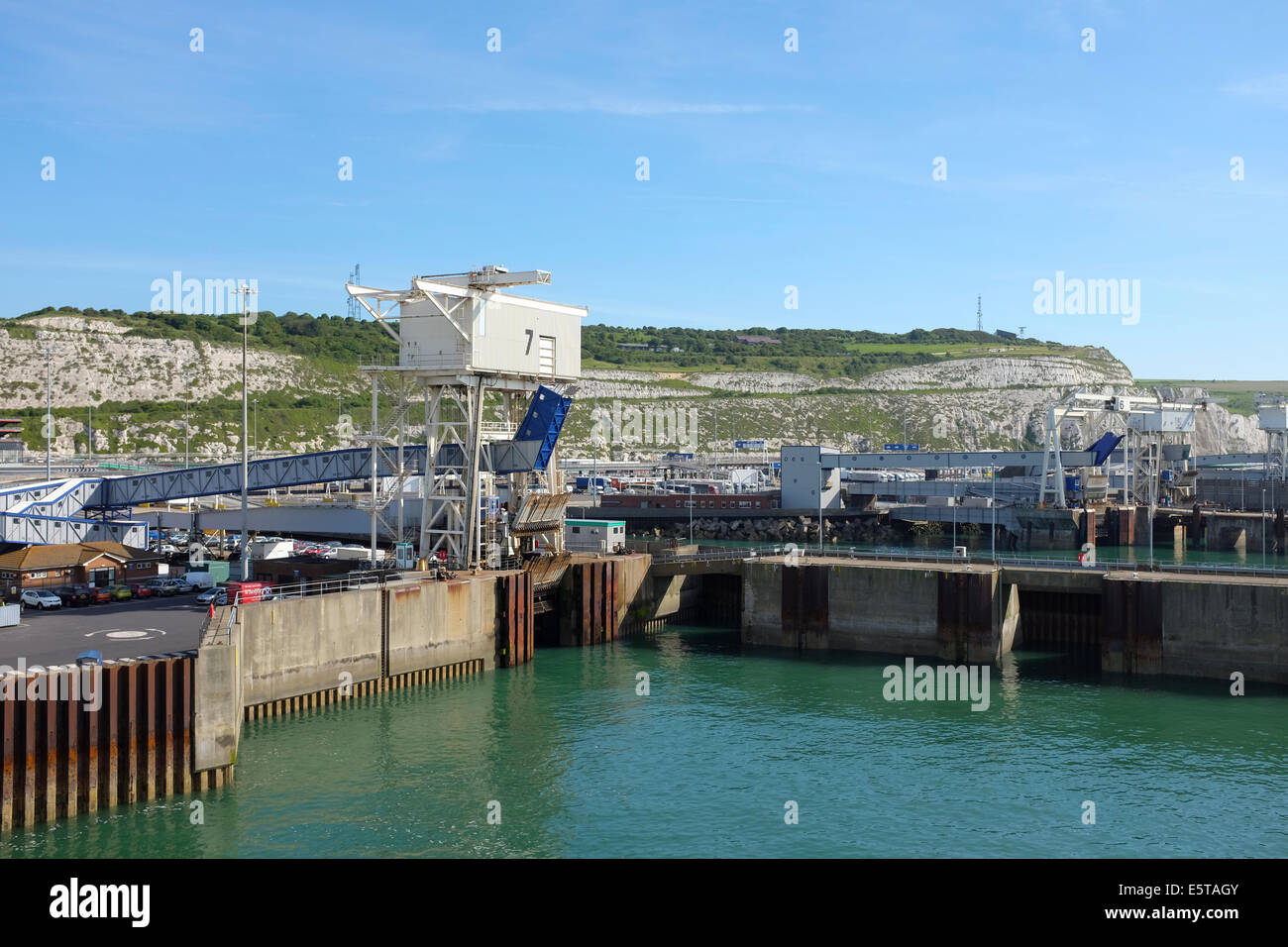 Boarding gate hi-res stock photography and images - Alamy