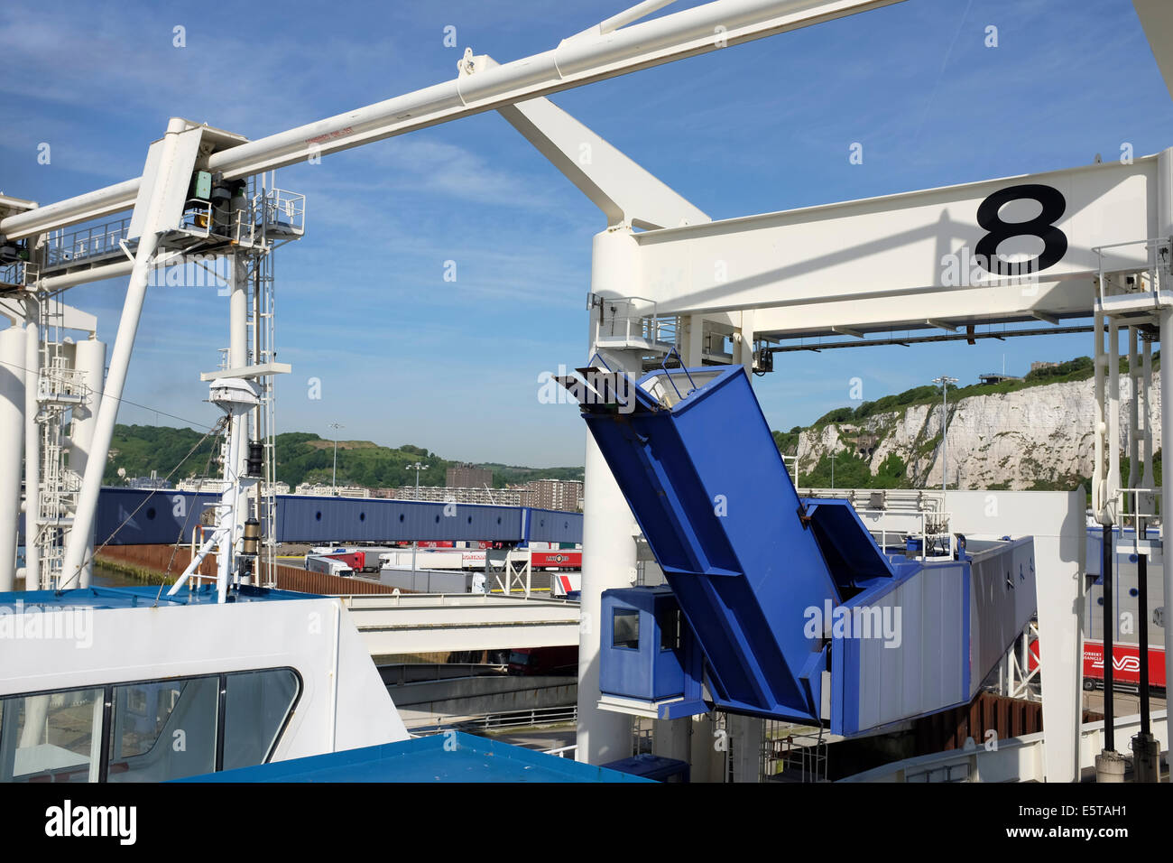Gate ferry hi-res stock photography and images - Alamy