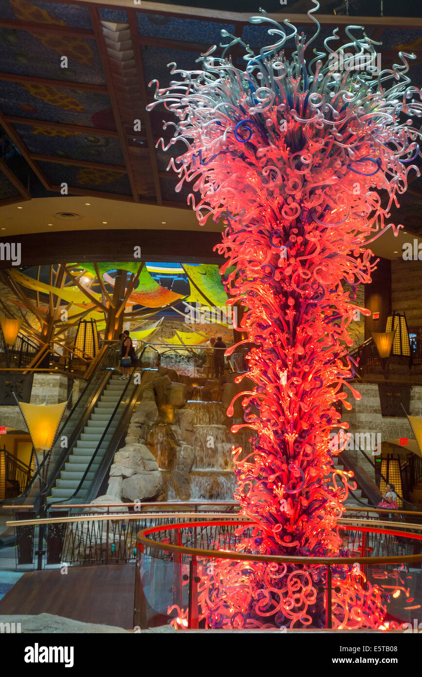 Mohegan tribe hi-res stock photography and images - Alamy