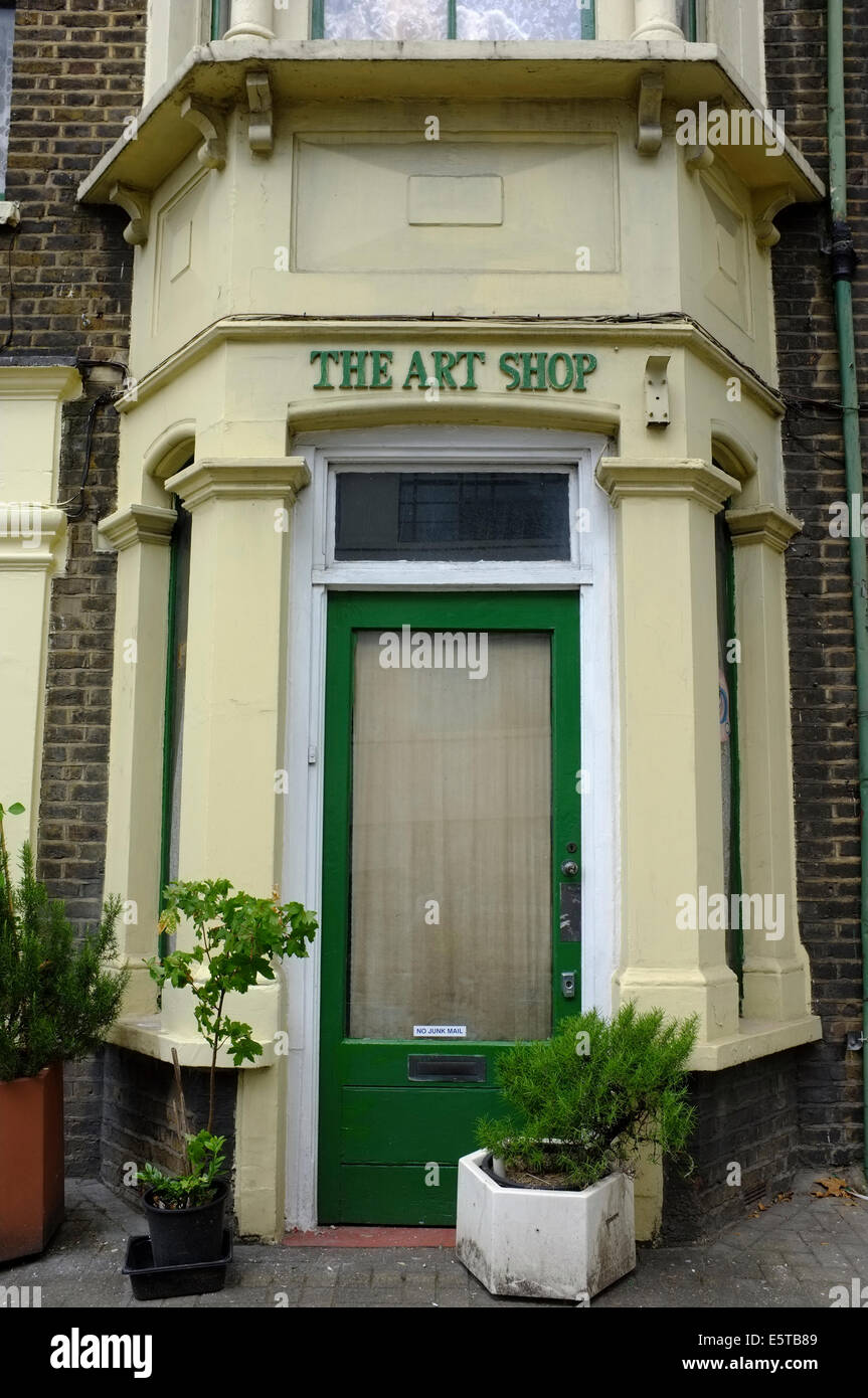 The Art Shop in Clerkenwell, London Stock Photo - Alamy