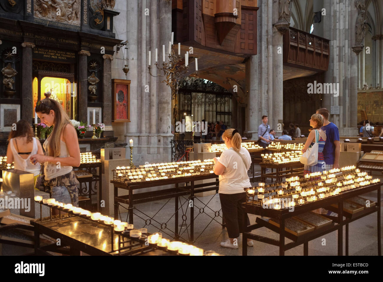 Germany cathedral praying hi-res stock photography and images - Alamy