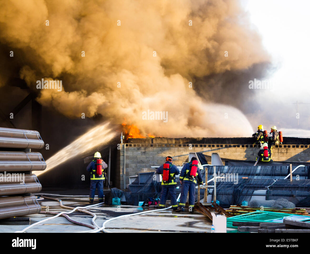 Fire support hi-res stock photography and images - Alamy