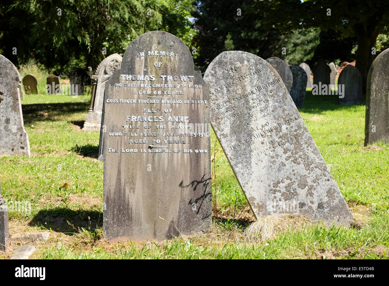 Friendship cemetery hi-res stock photography and images - Alamy
