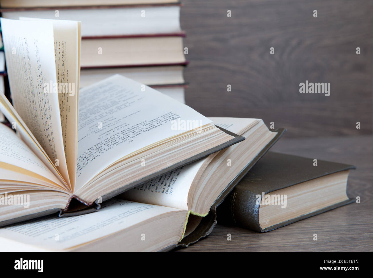 Wooden tabletop and paper hi-res stock photography and images - Alamy