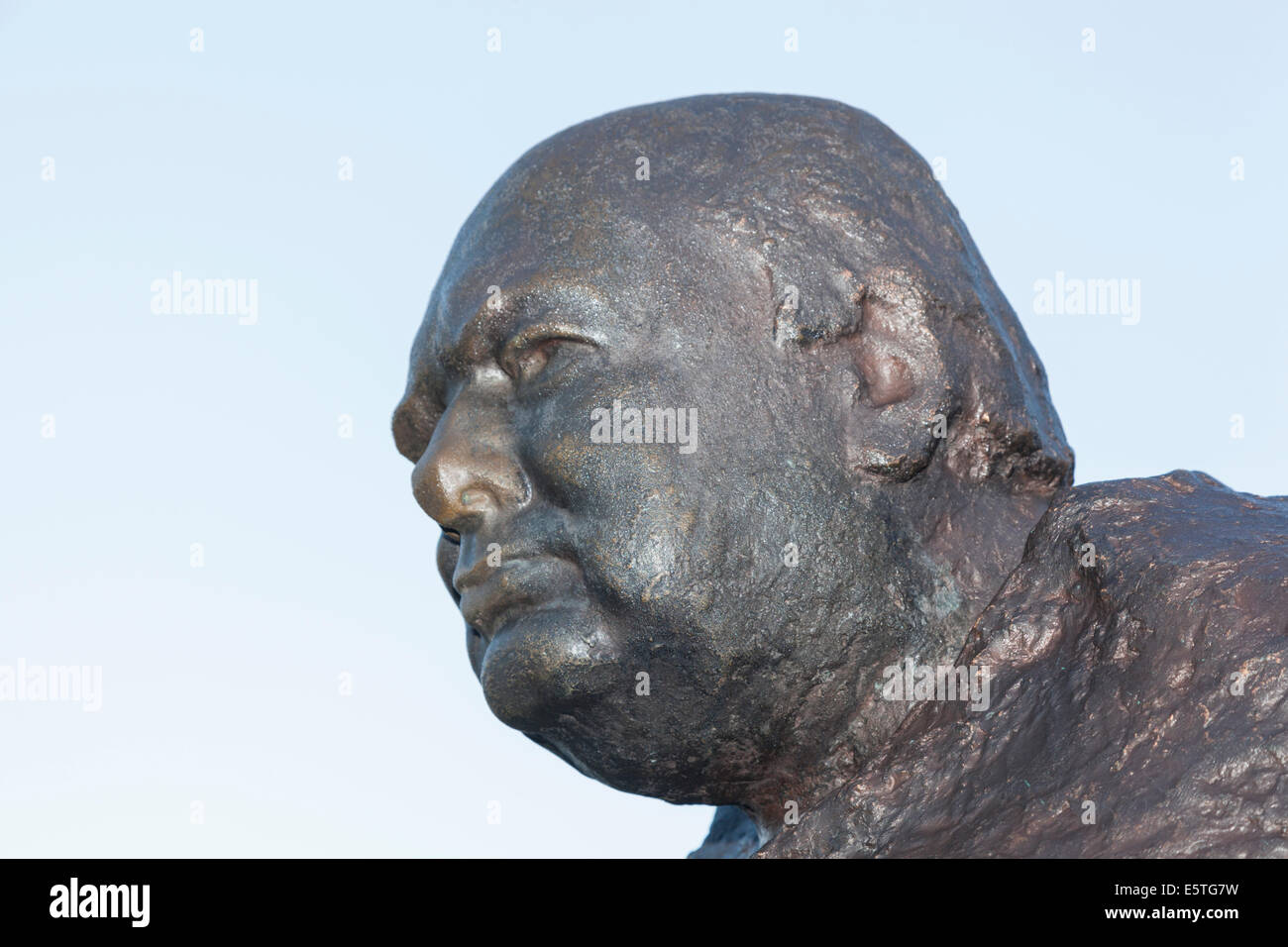 England, Kent, Westerham, Winston Churchill Statue Stock Photo - Alamy