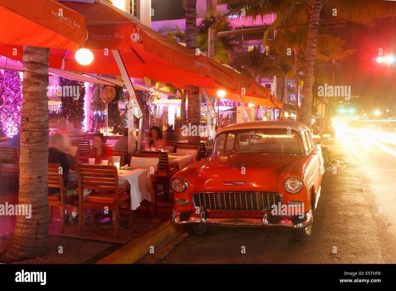 Red light district women hi-res stock photography and images - Alamy