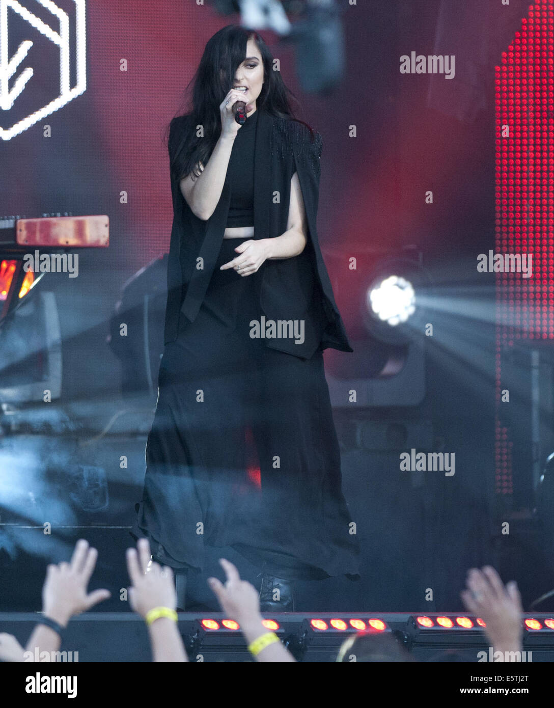 Hollywood, California, USA. 5th Aug, 2014. American singer-songwriter ...