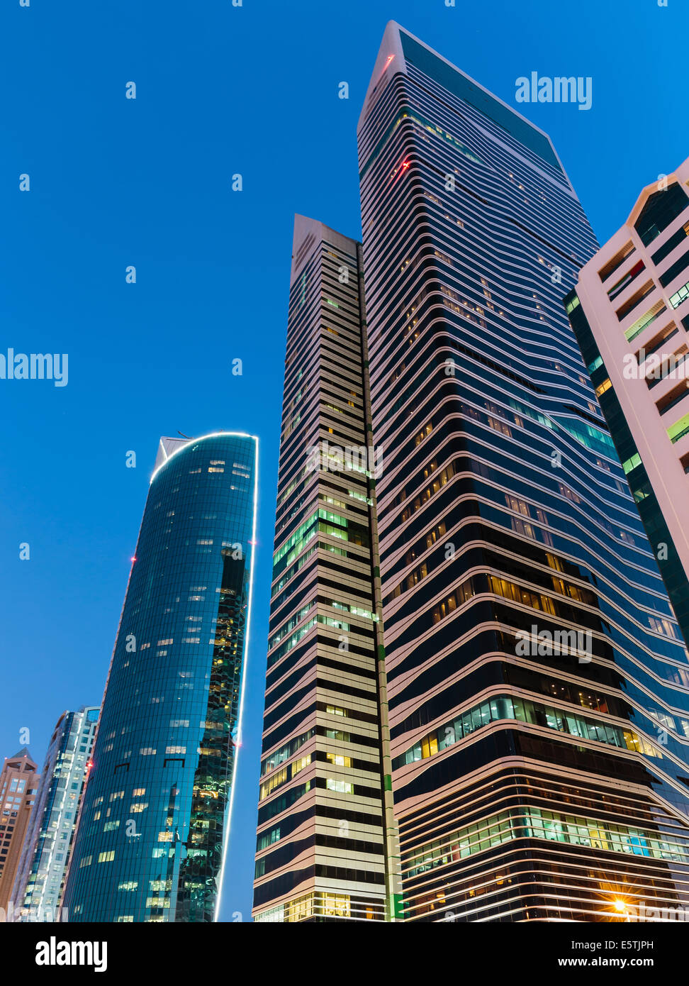 DUBAI, UAE - NOVEMBER 14, 2013: General view of Dubai at night, UAE ...