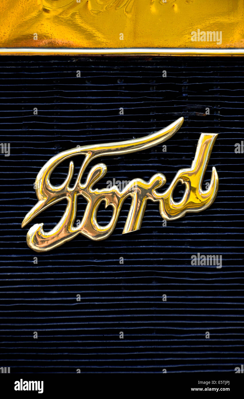 1912 Model T Ford car radiator grille and name badge Stock Photo - Alamy