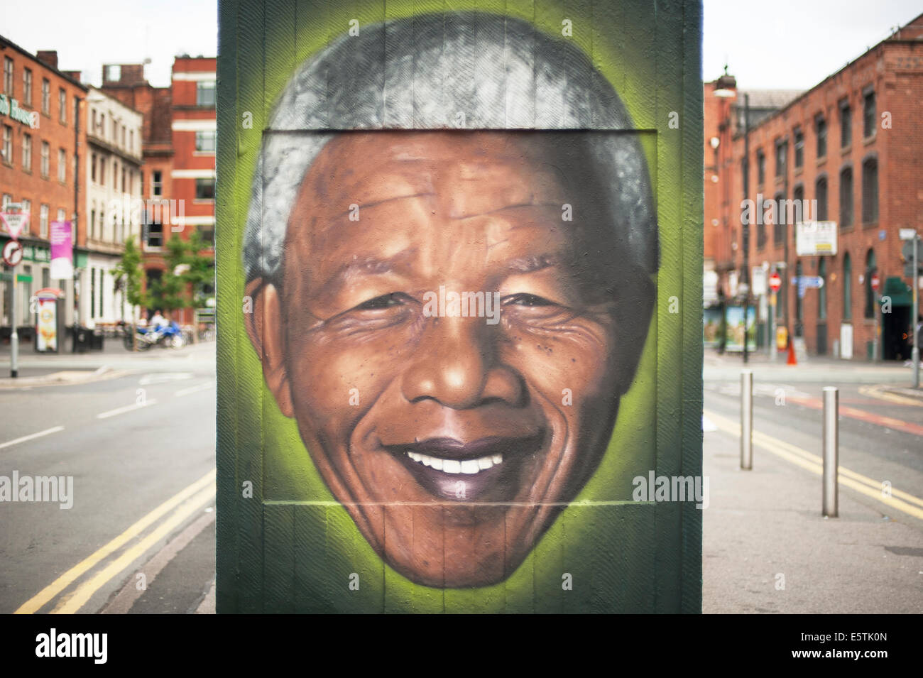 Nelson mandela street art manchester mural tribute uk united kingdom hi ...