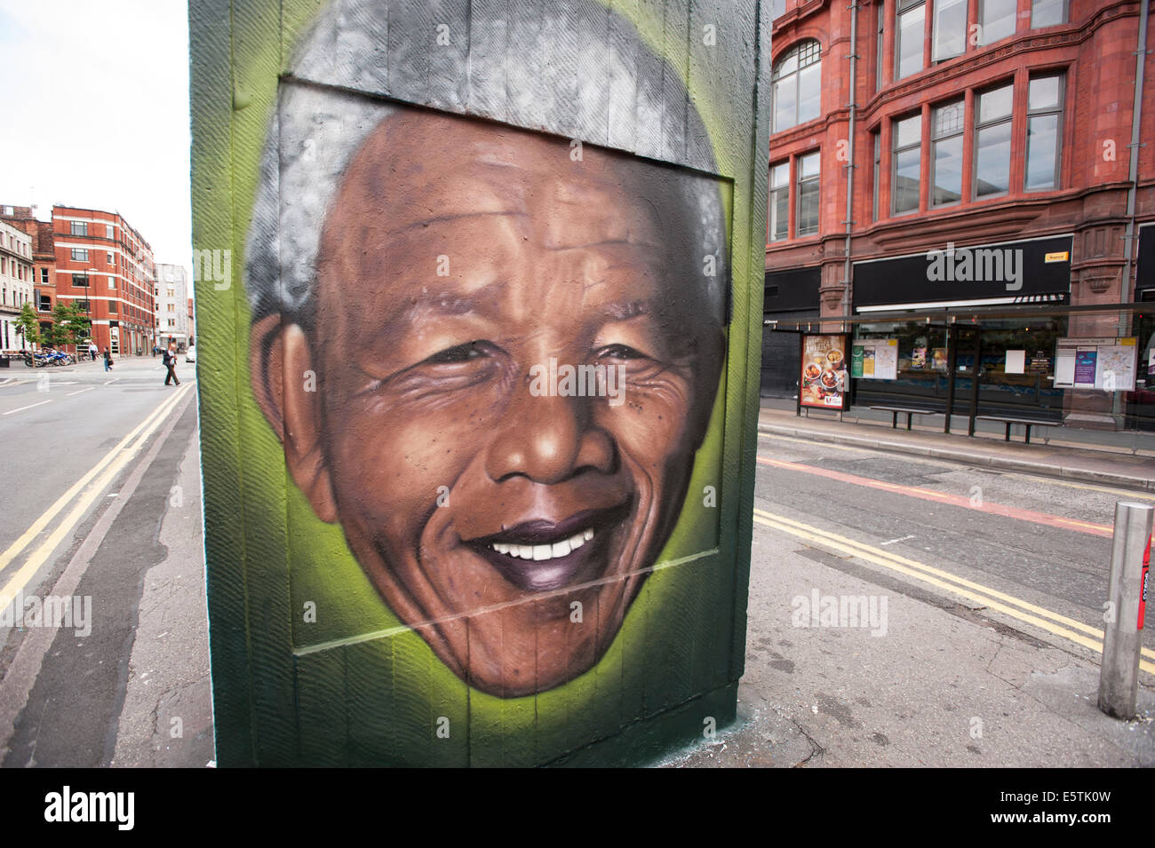 Nelson mandela street art manchester mural tribute uk united kingdom hi ...