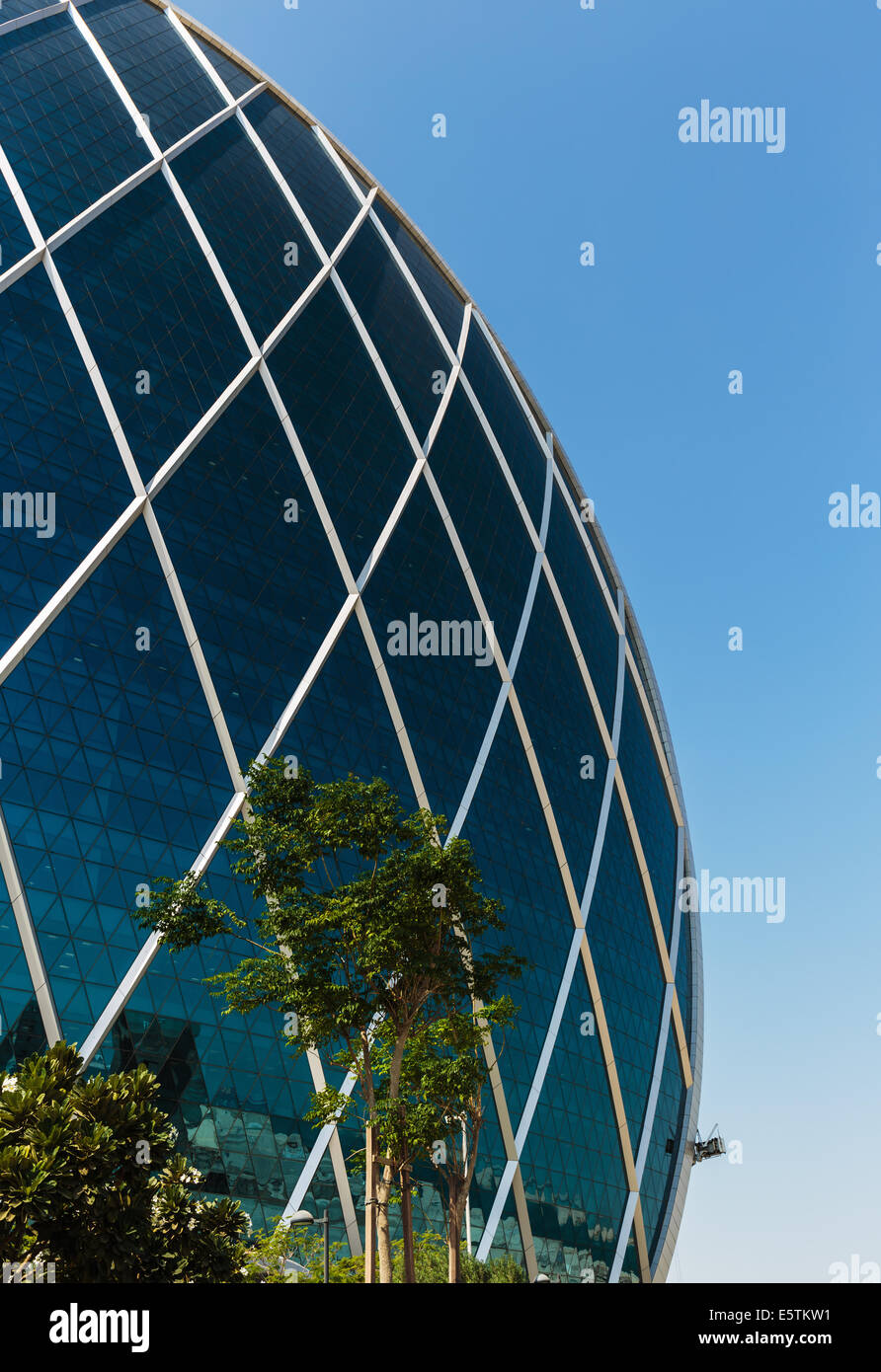The aldar headquarters building abu dhabi hi-res stock photography and ...