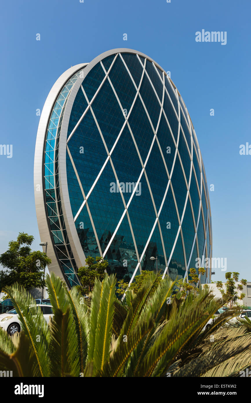 Uae aldar headquarters building hi-res stock photography and images - Alamy