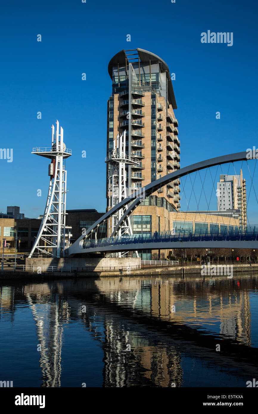 The Quays, Salford Quays, Manchester Stock Photo - Alamy