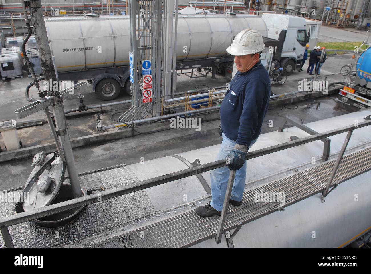 Biodiesel hi-res stock photography and images - Alamy