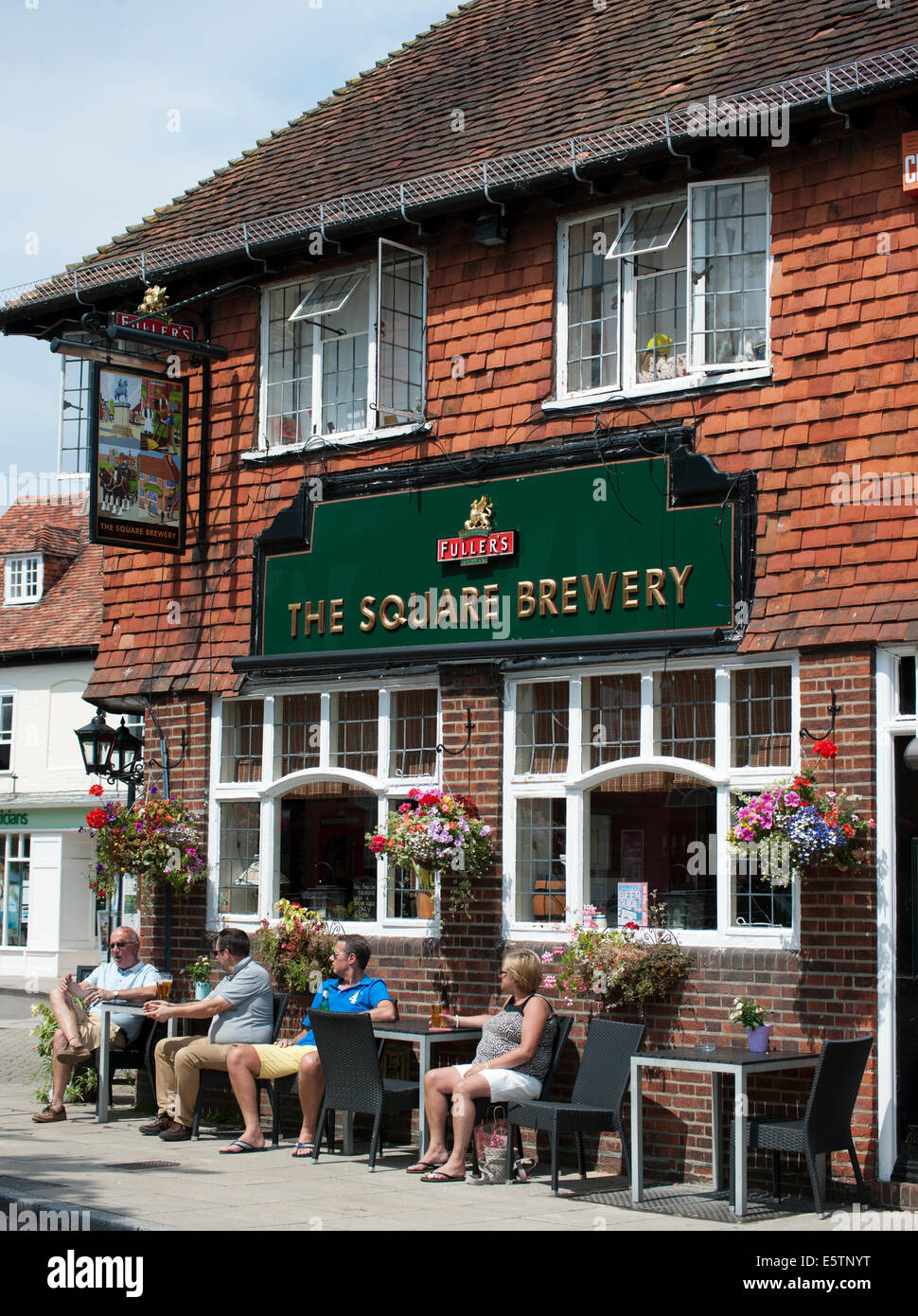 The Square Brewery Public House, The Square, Petersfield, Hampshire ...