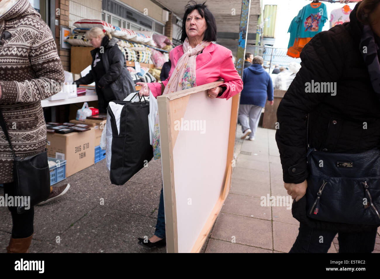 Large canvas hi-res stock photography and images - Alamy