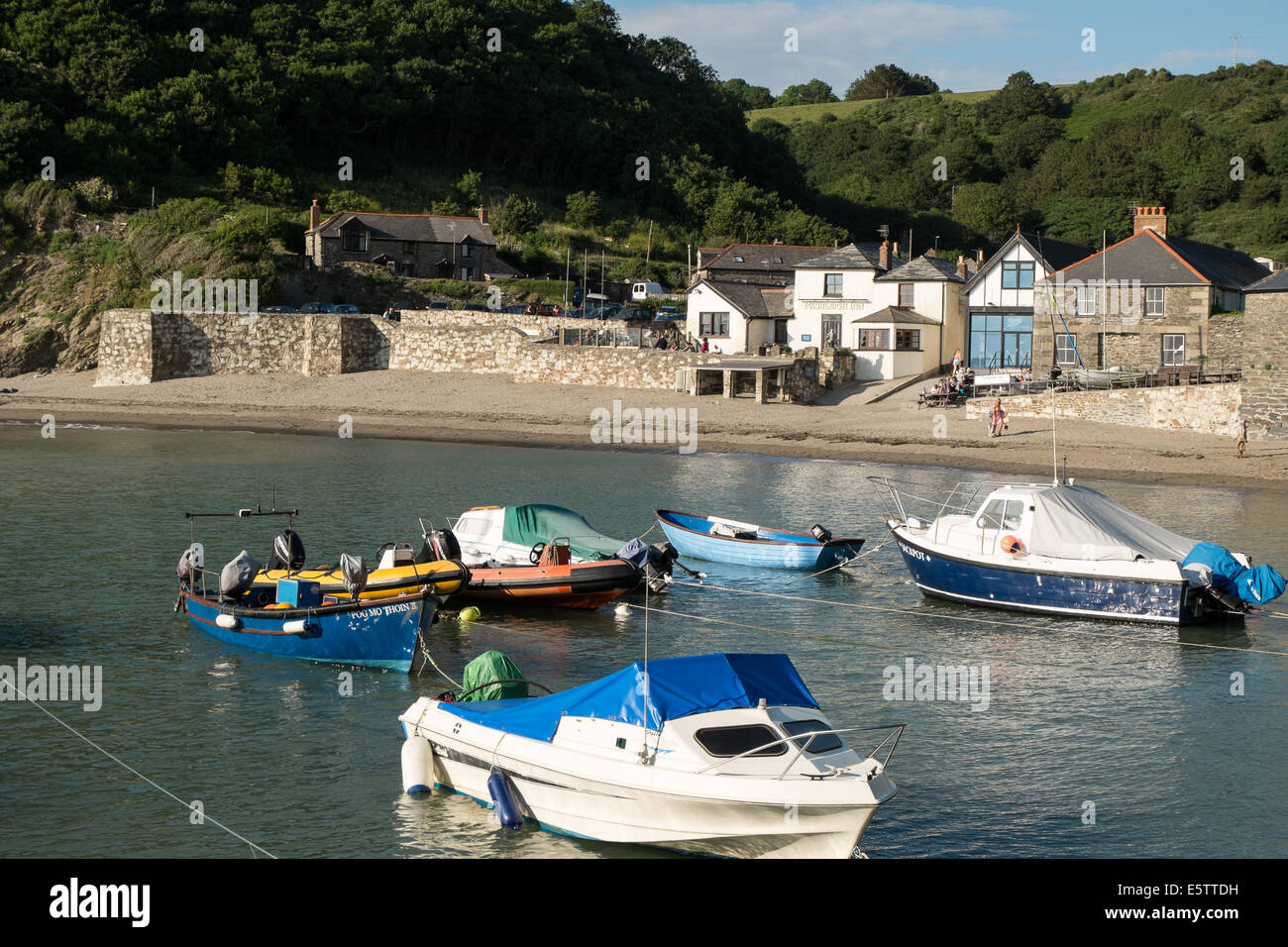 Polkerris beach hi-res stock photography and images - Alamy
