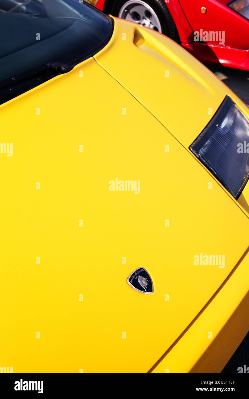 Classic italian car design hi-res stock photography and images - Alamy