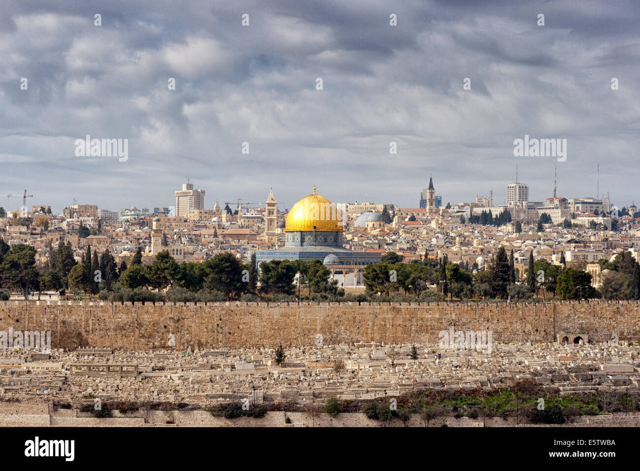 Skyline jerusalem hi-res stock photography and images - Alamy