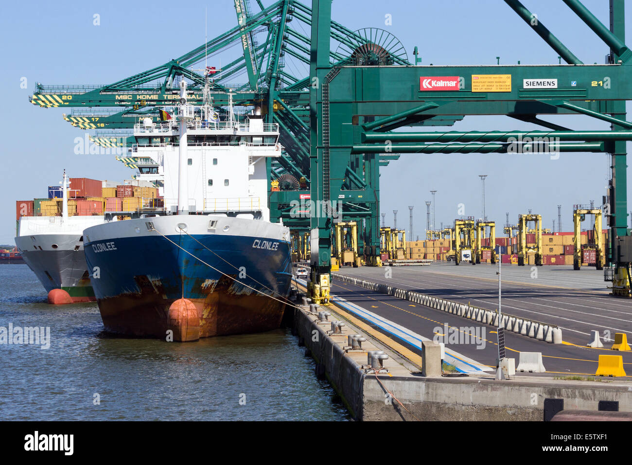 Msc container ship vessel hi-res stock photography and images - Alamy