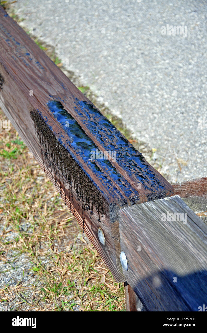 Guardrail hi-res stock photography and images - Alamy