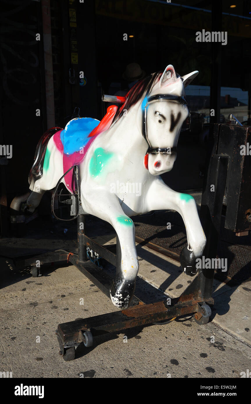 White toy horse hi-res stock photography and images - Alamy