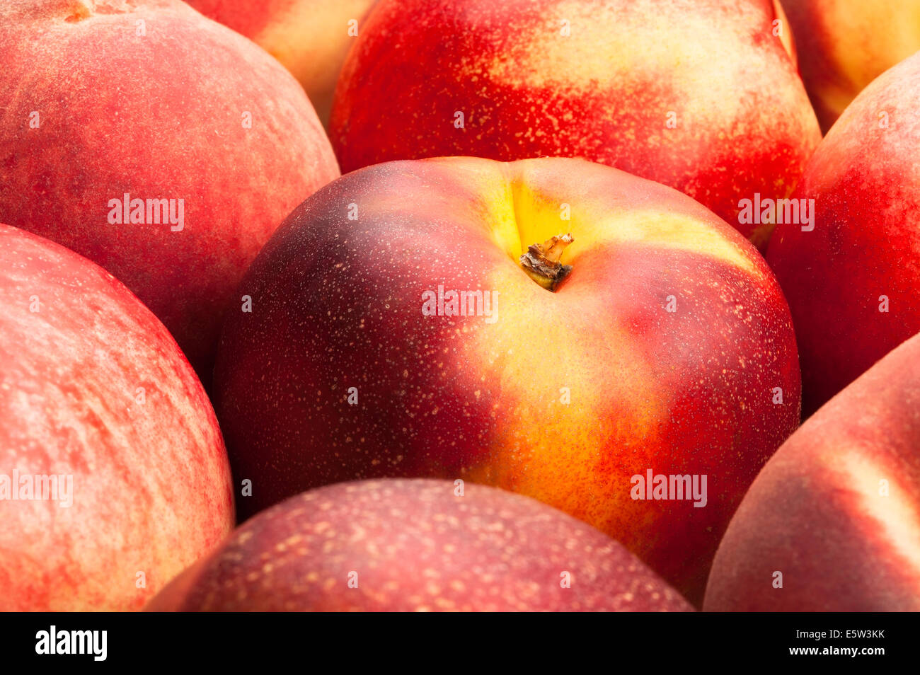Peaches nectarines hi-res stock photography and images - Alamy